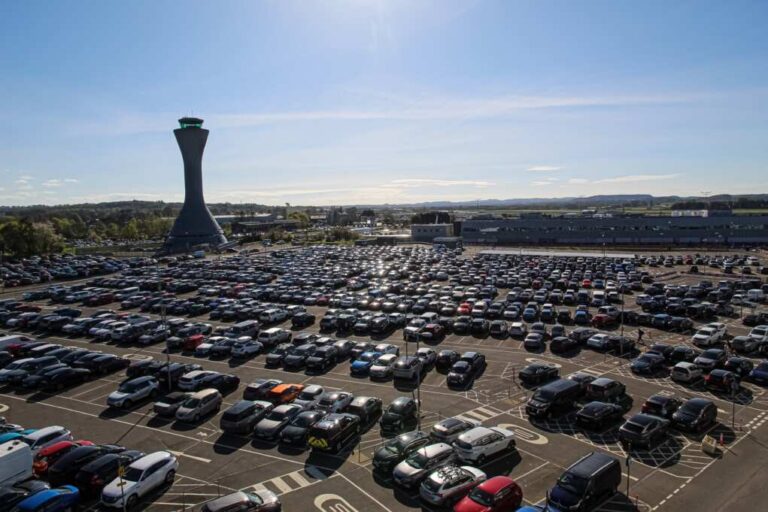 Terrifying ATC Meltdown Paralyzes Major Airport | Times of America